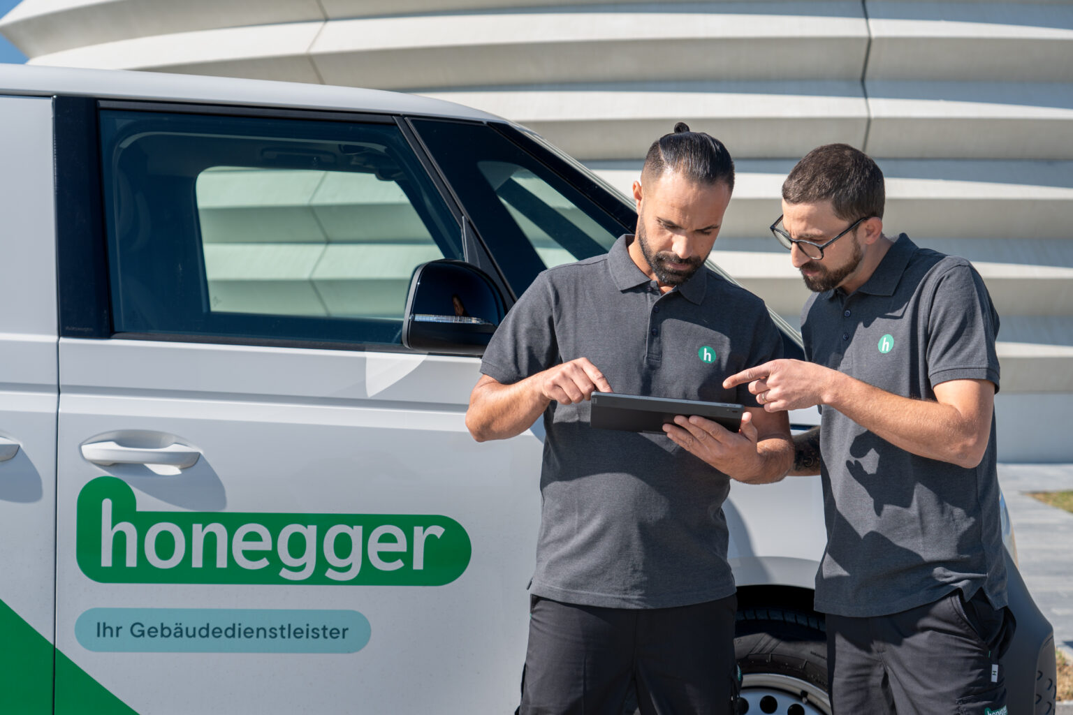 Jobs - Honegger AG